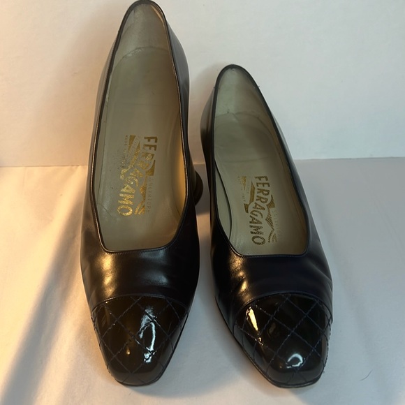 Salvatore Ferragamo | Shoes | Vintage Salvatore Ferragamo Taddea Pumps ...
